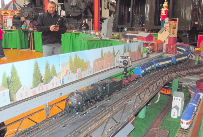 Toy Train Videography: The ModelRails Model Railroad and Toy Train Photo Archive