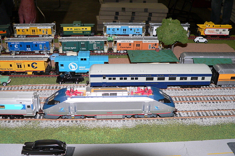 Amtrak HHP in HO: The ModelRails Model Railroad and Toy Train Photo Archive