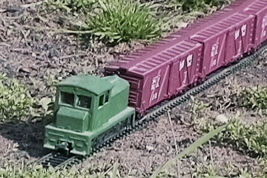 Some old photos: The ModelRails Model Railroad and Toy Train Photo Archive