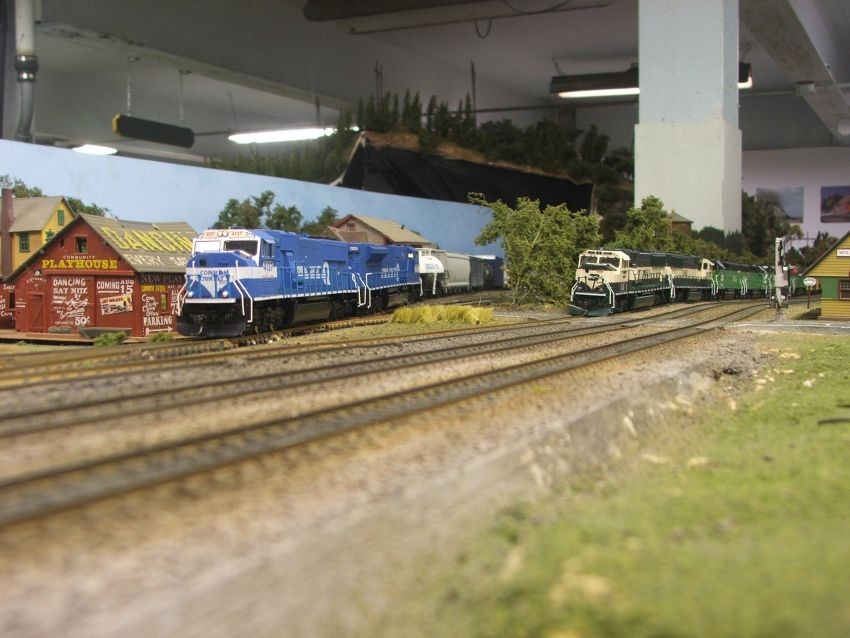 Entering the main: The ModelRails Model Railroad and Toy Train Photo ...