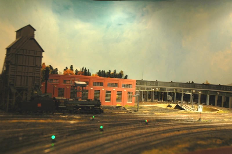 Coal tower: The ModelRails Model Railroad and Toy Train Photo Archive