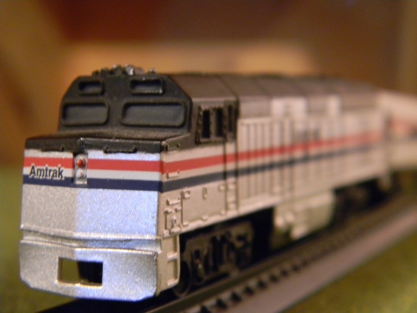 Amtrak Passenger Train: The ModelRails Model Railroad and Toy Train ...