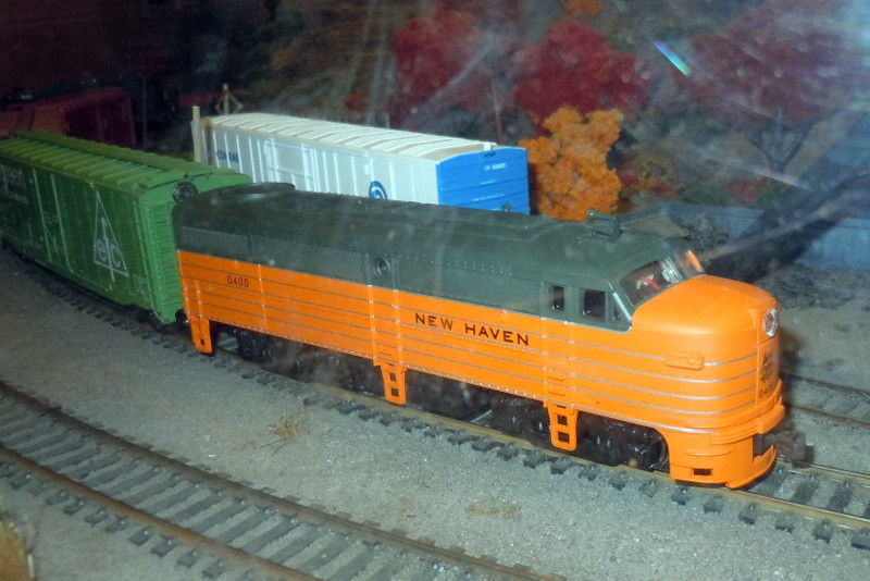 New Haven FA 0400 in HO Gauge: The ModelRails Model Railroad and Toy ...