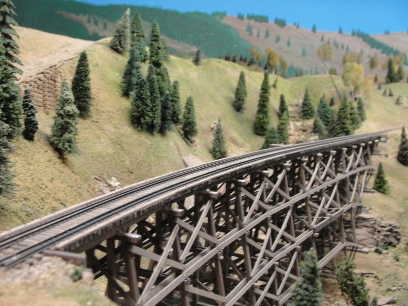 Slim Gauge Model Railroad Club: The ModelRails Model Railroad and Toy ...