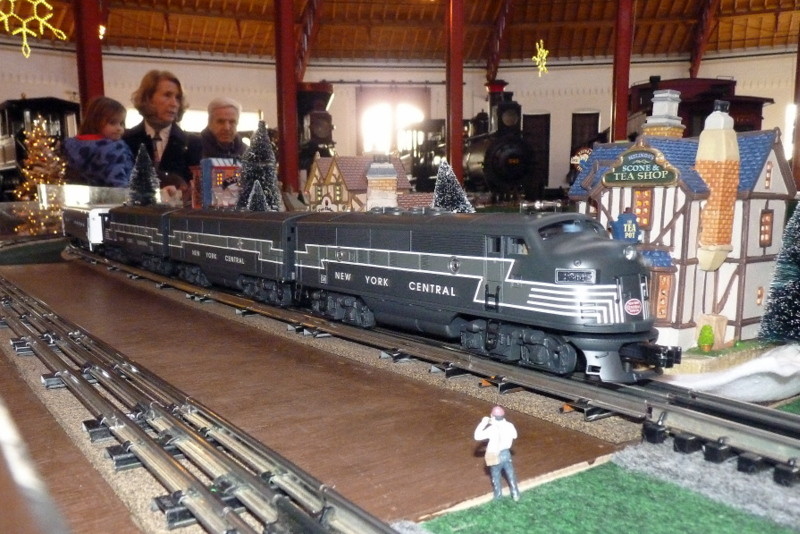 New York Central in O- Gauge: The ModelRails Model Railroad and Toy ...