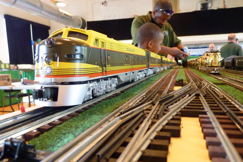 ModelRails.net Model Railroad and Toy Train Photos