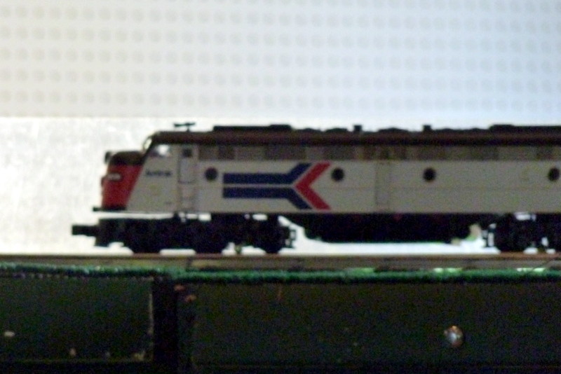 An Amtrak Streamliner in O-Gauge: The ModelRails Model Railroad and Toy ...