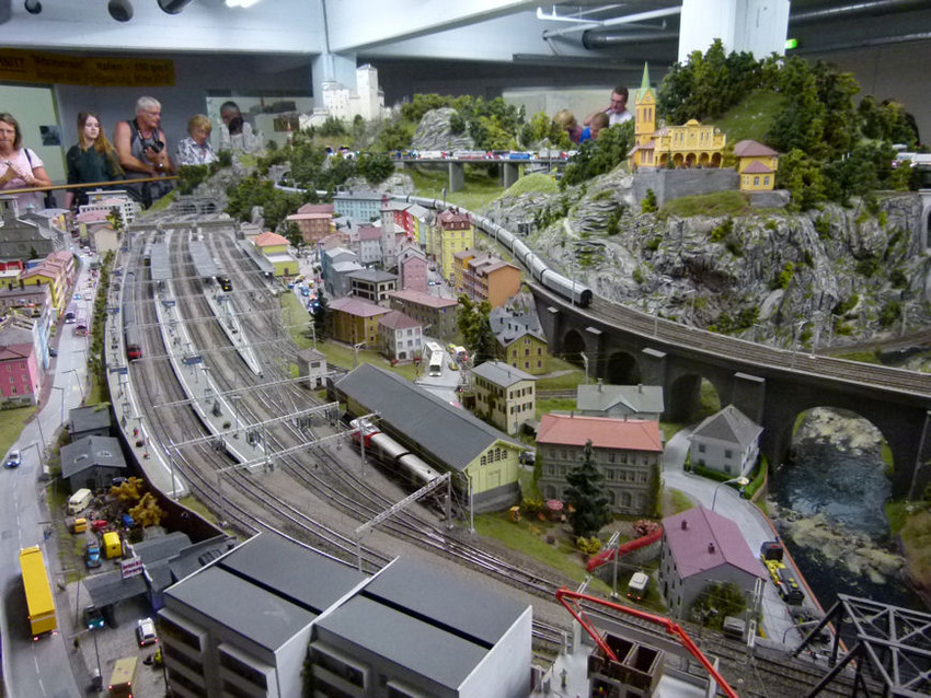 Fine detail on display: The ModelRails Model Railroad and Toy Train ...