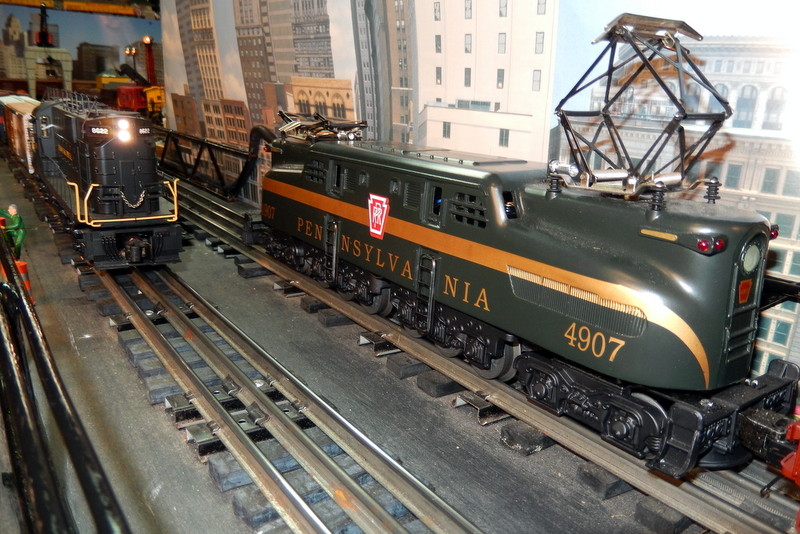 Heavy Bridge Traffic: The ModelRails Model Railroad and Toy Train Photo ...