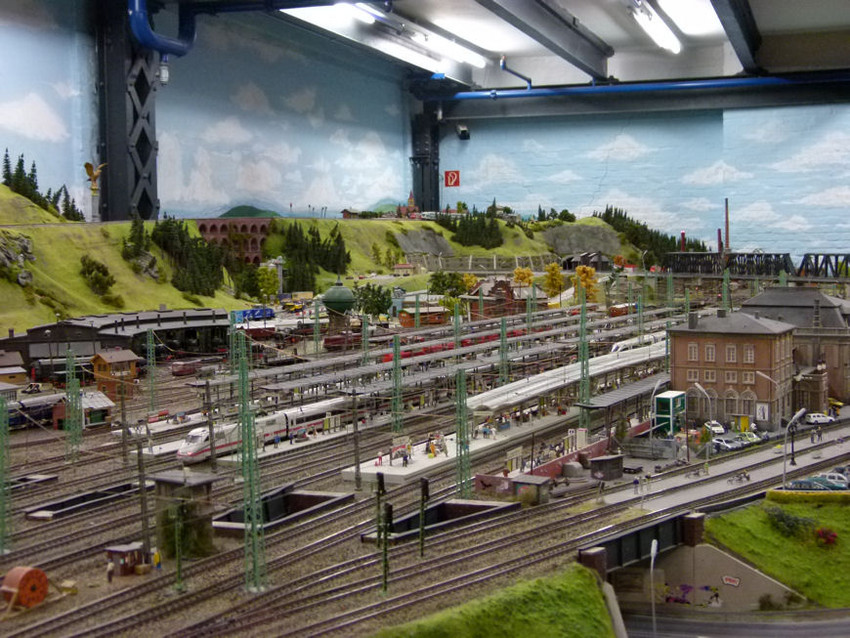 Fine detail on display: The ModelRails Model Railroad and Toy Train ...