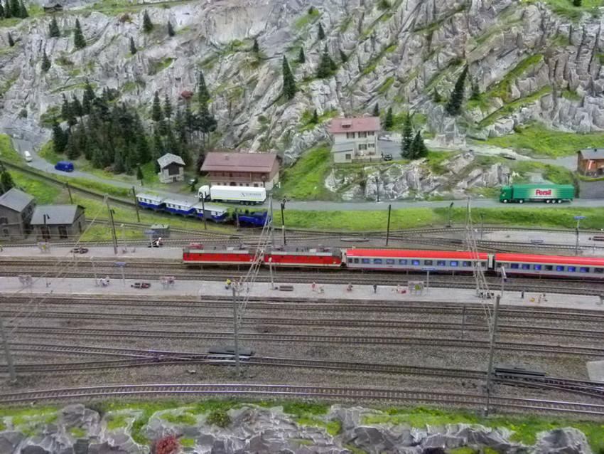 Fine detail on display: The ModelRails Model Railroad and Toy Train ...