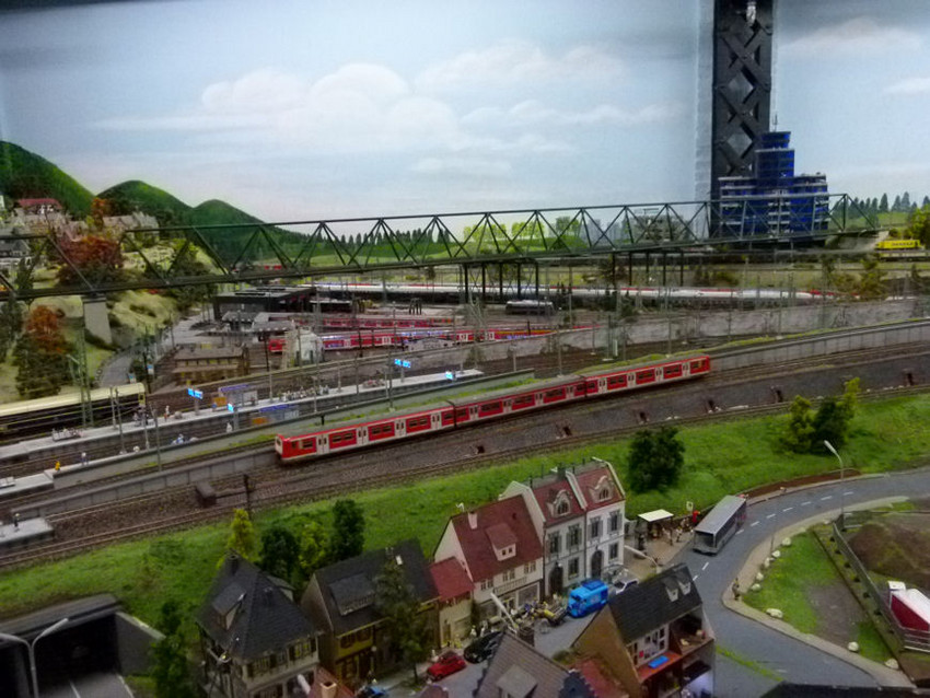 Fine detail on display: The ModelRails Model Railroad and Toy Train ...