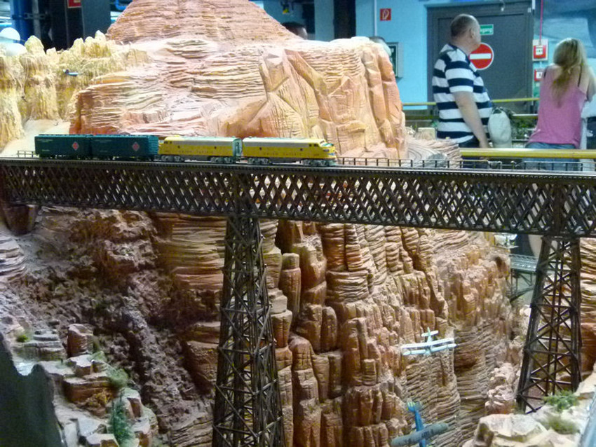 Fine detail on display: The ModelRails Model Railroad and Toy Train ...
