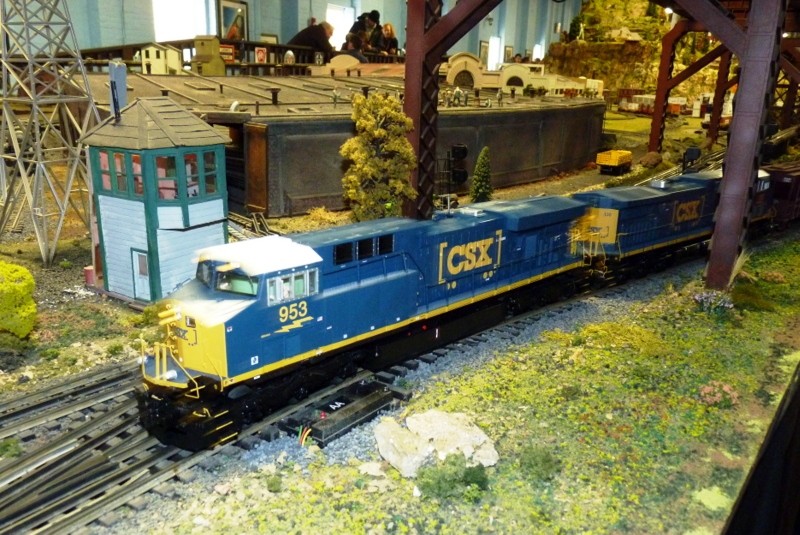 CSX in O-Gauge: The ModelRails Model Railroad and Toy Train Photo Archive