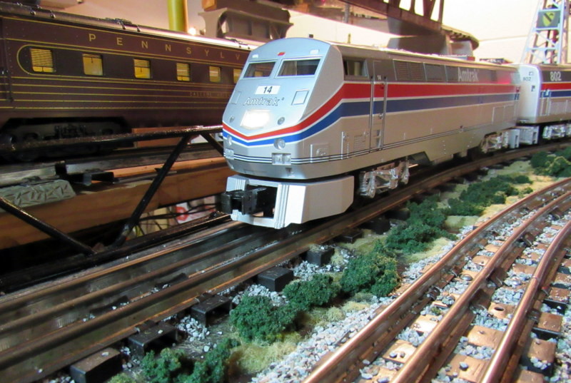 Amtrak in O- Gauge: The ModelRails Model Railroad and Toy Train Photo ...