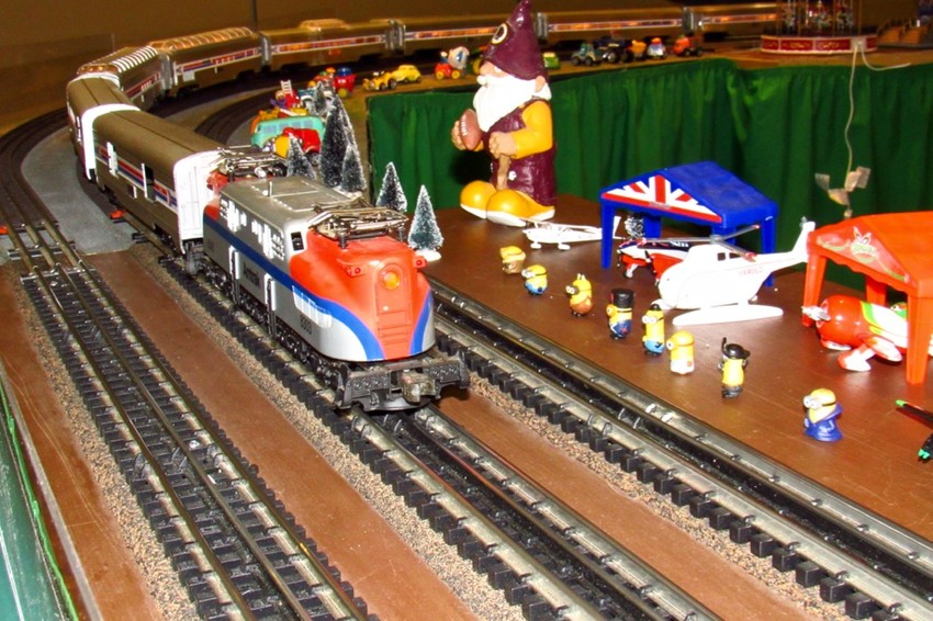 Amtrak in O Gauge: The ModelRails Model Railroad and Toy Train Photo ...