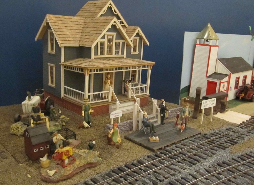 Shady Rest Hotel: The ModelRails Model Railroad and Toy Train Photo Archive