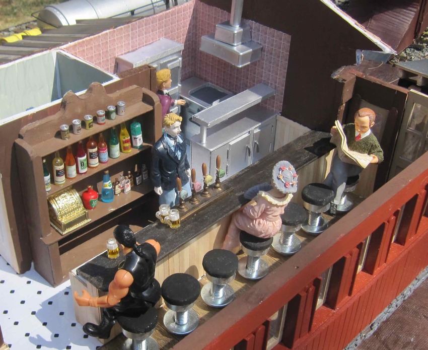 the bar and kitchen: The ModelRails Model Railroad and Toy Train Photo ...