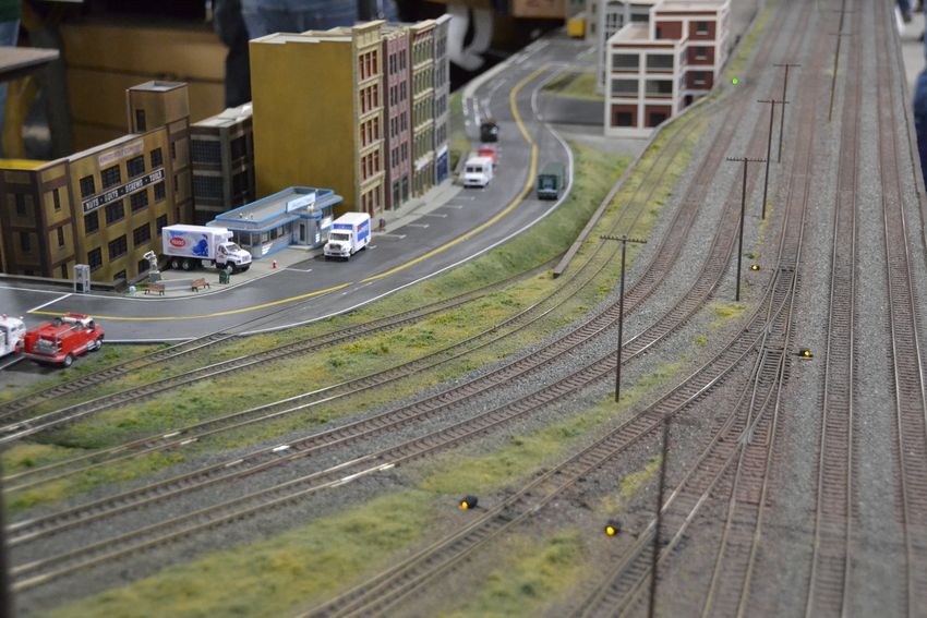 Dry Hill Model RR Club: The ModelRails Model Railroad and Toy Train ...