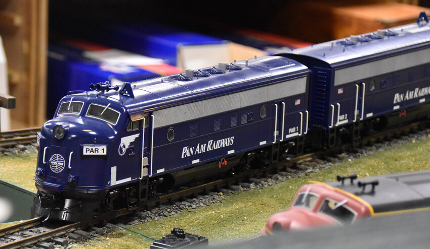 ModelRails.net Model Railroad and Toy Train Photos